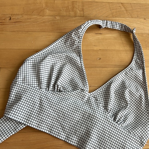originality. | Tops | White And Black Checkered Cropped Halter Top ...